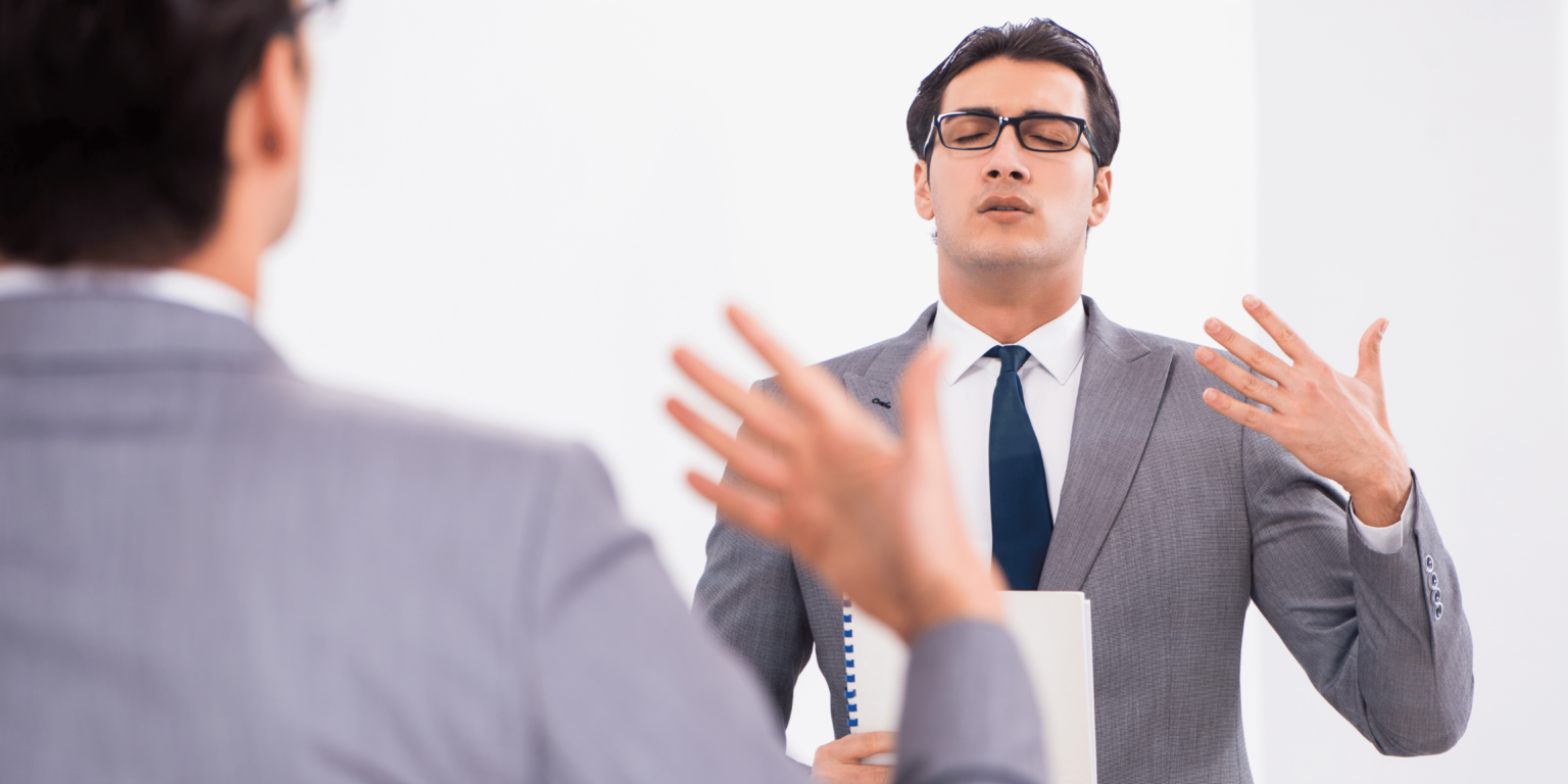 What Should an Introvert Do to Become a Confident Public Speaker?